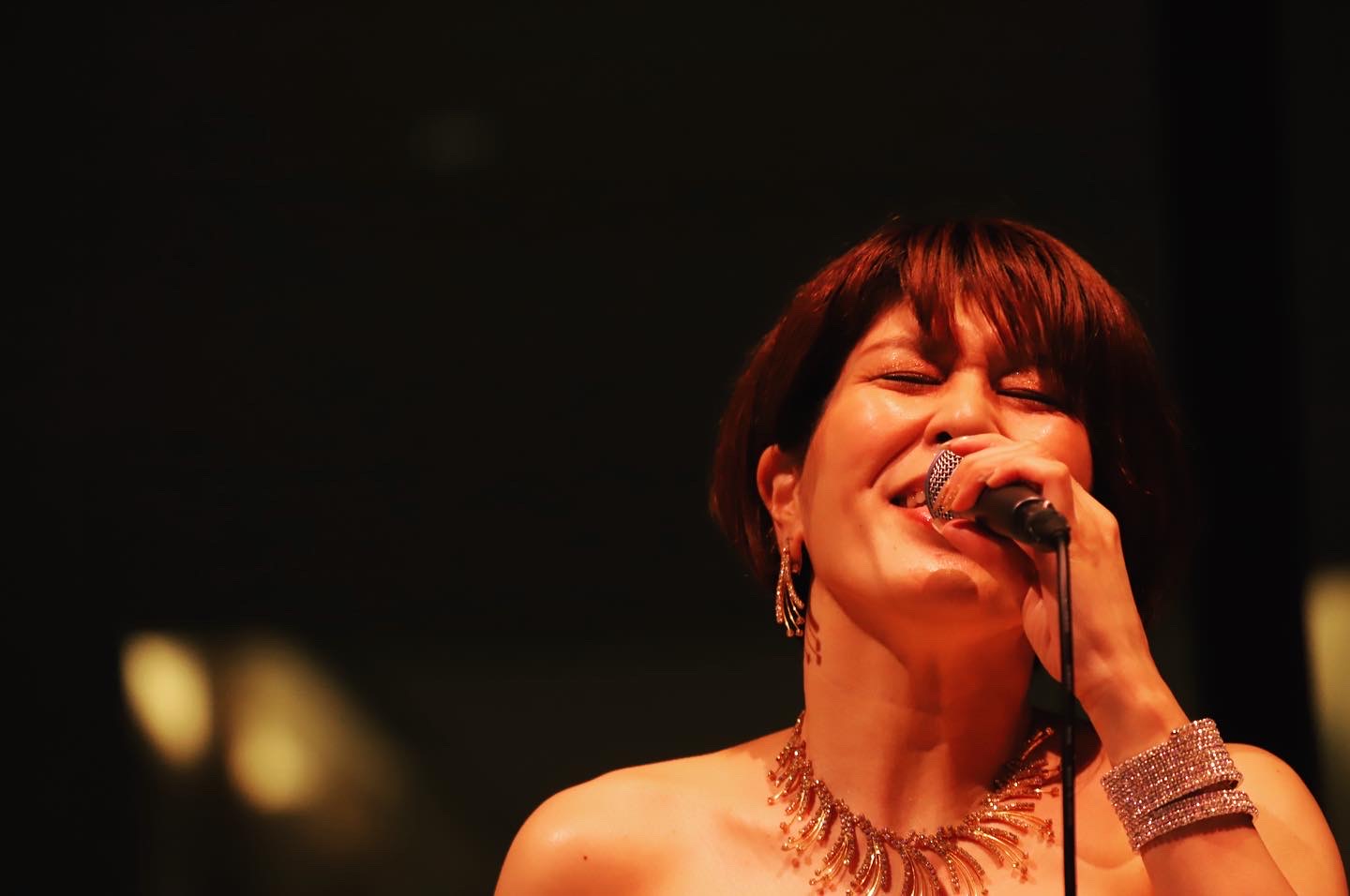 Hello world! – Lumi – Singer-